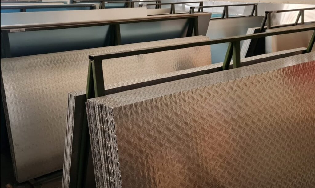 Chapas – Alushop Alumínio